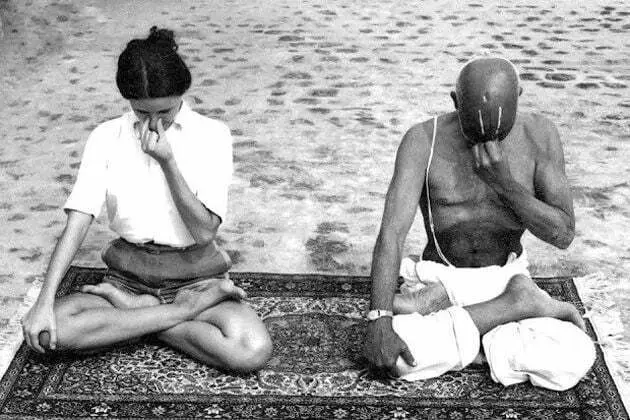 Libros De Yoga De Indra Devi: Sabiduría Y Práctica Para Todos | Yoga